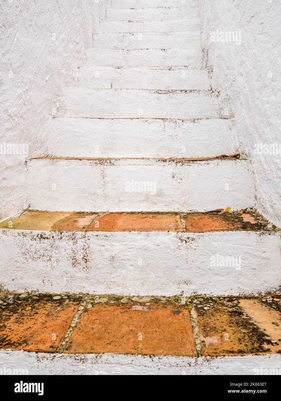 Old stairs basement hi-res stock photography and images - Alamy