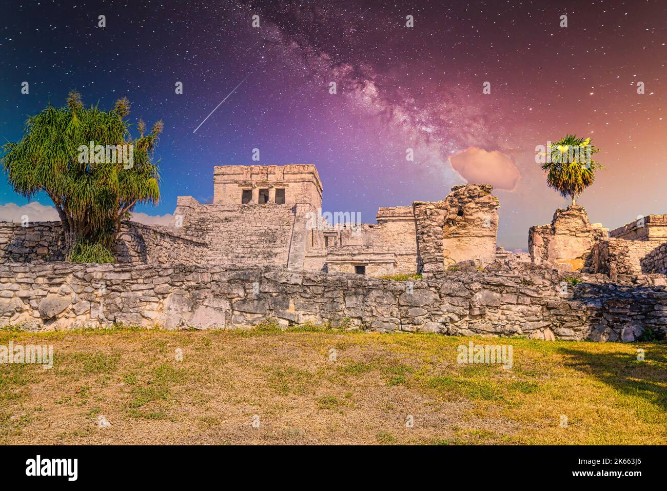 The castle, Mayan Ruins in Tulum, Riviera Maya, Yucatan, Caribbean Sea ...