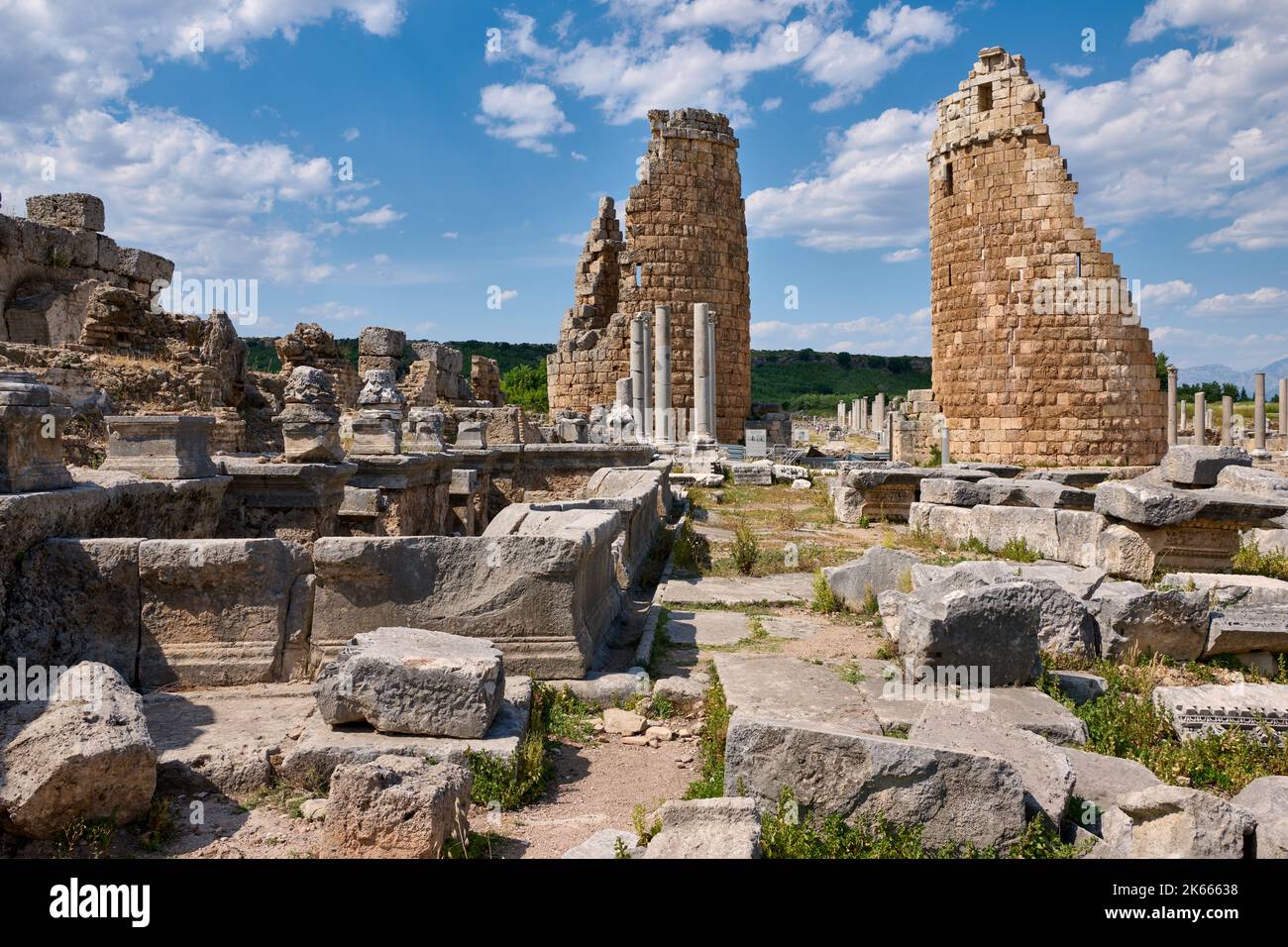 Hellenistic Gate of Perge, ruins of the Roman city of Perge, Antalya ...
