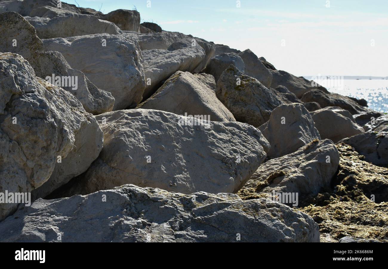 Hamble Common Beach New Sea Defence Work Stock Photo - Alamy