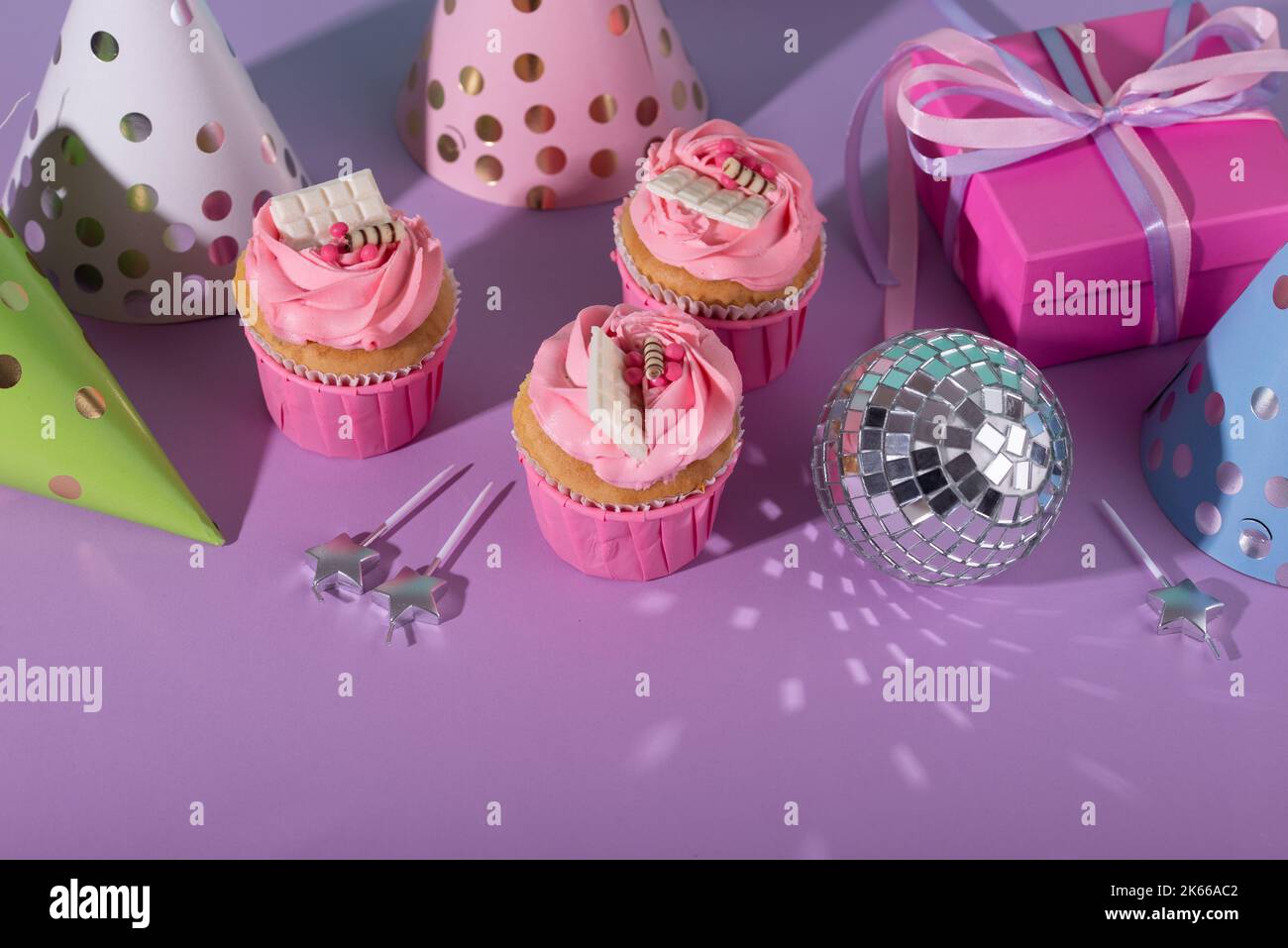 Birthday partry concept with cupcake Stock Photo - Alamy