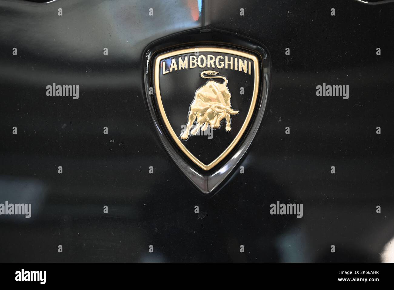 Lamborghini lettering hi-res stock photography and images - Alamy