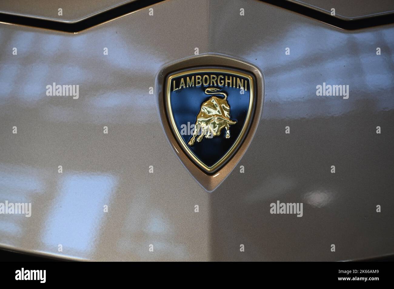 Lamborghini lettering hi-res stock photography and images - Alamy