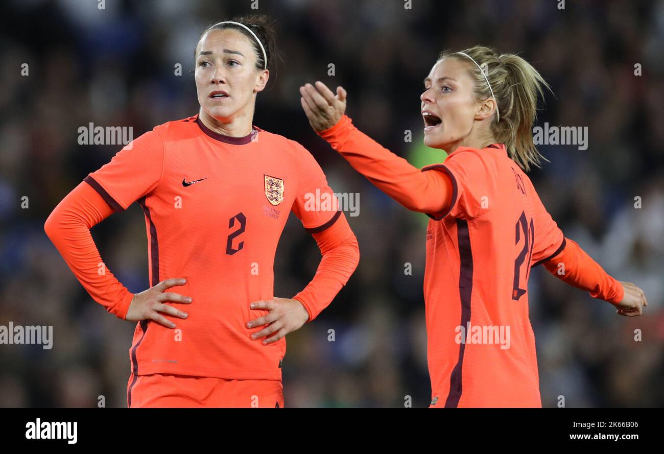 Lucy daly hi-res stock photography and images - Alamy