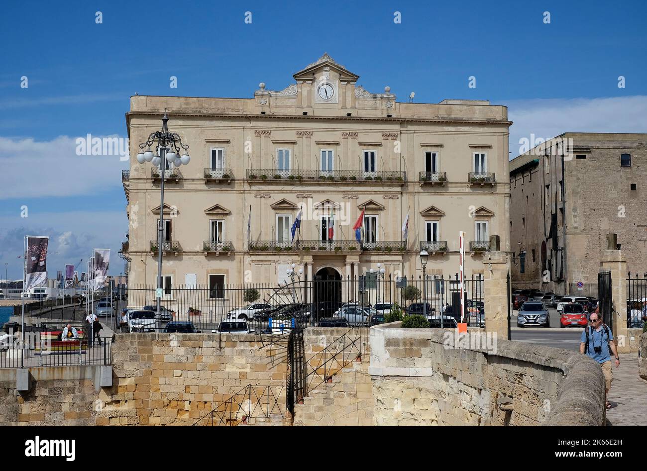 municipal palace of taranto, puglia, southern italy Stock Photo - Alamy