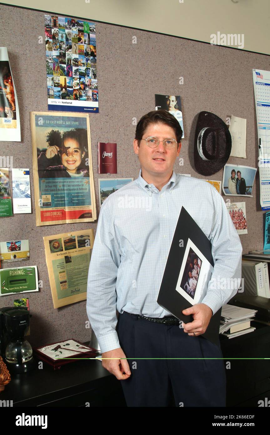 Advertising launch hi-res stock photography and images - Alamy