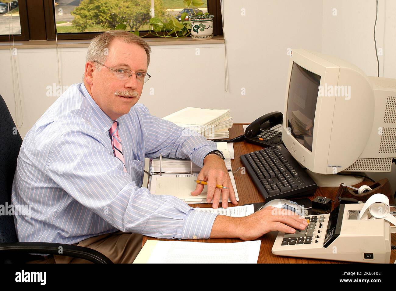 Accountants and auditors hi-res stock photography and images - Alamy