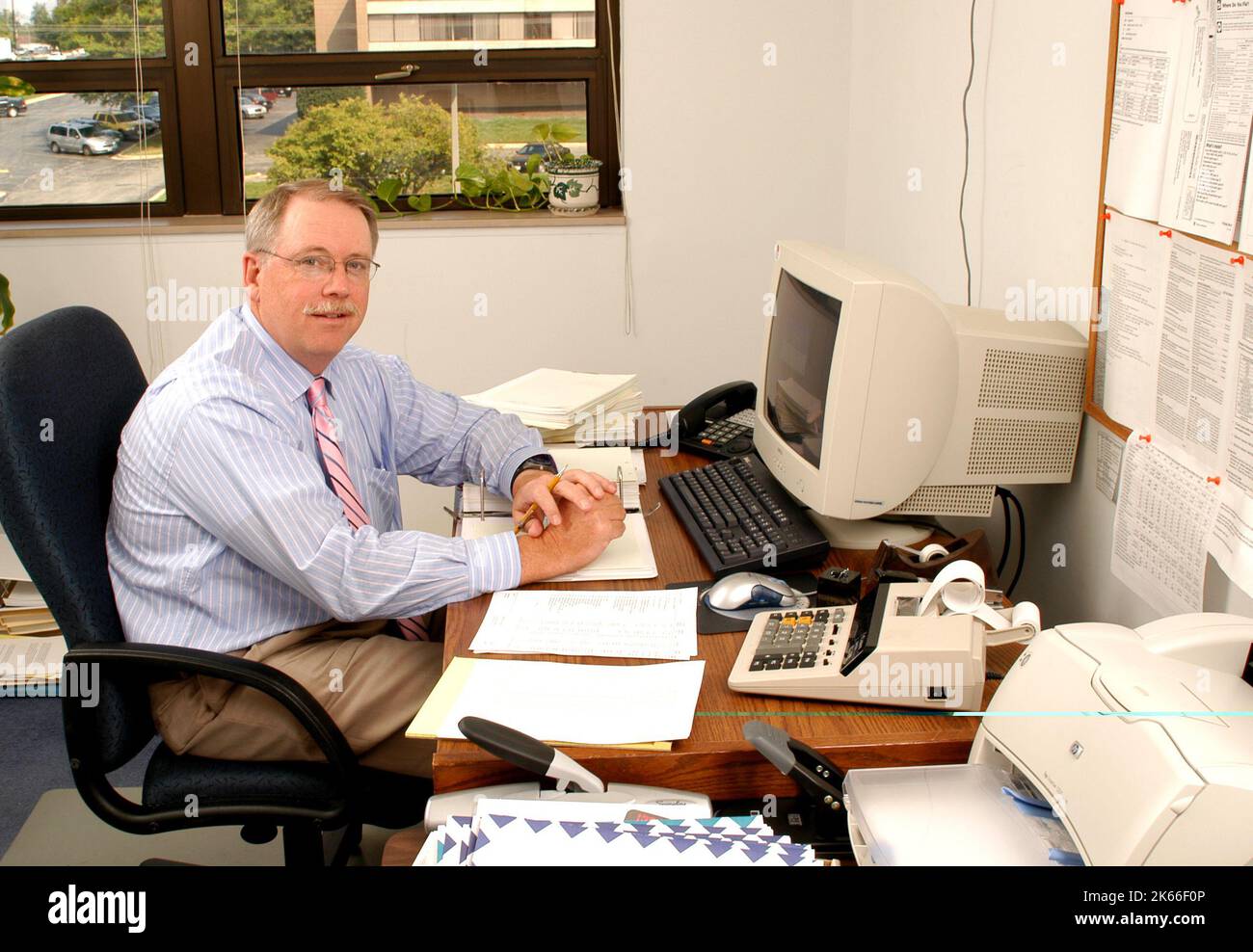 Accountants and auditors hi-res stock photography and images - Alamy