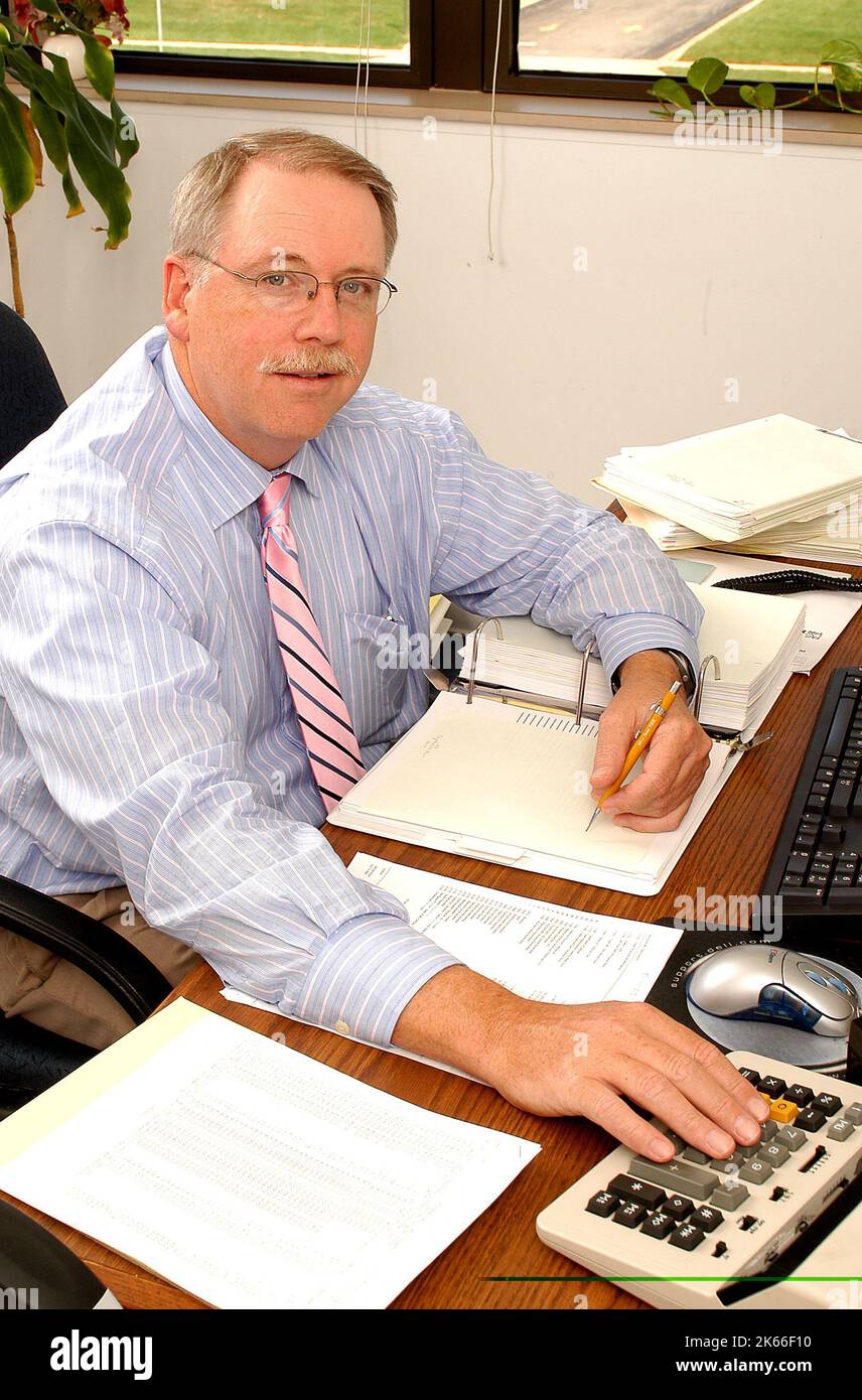 Bookkeeping auditor hi-res stock photography and images - Alamy