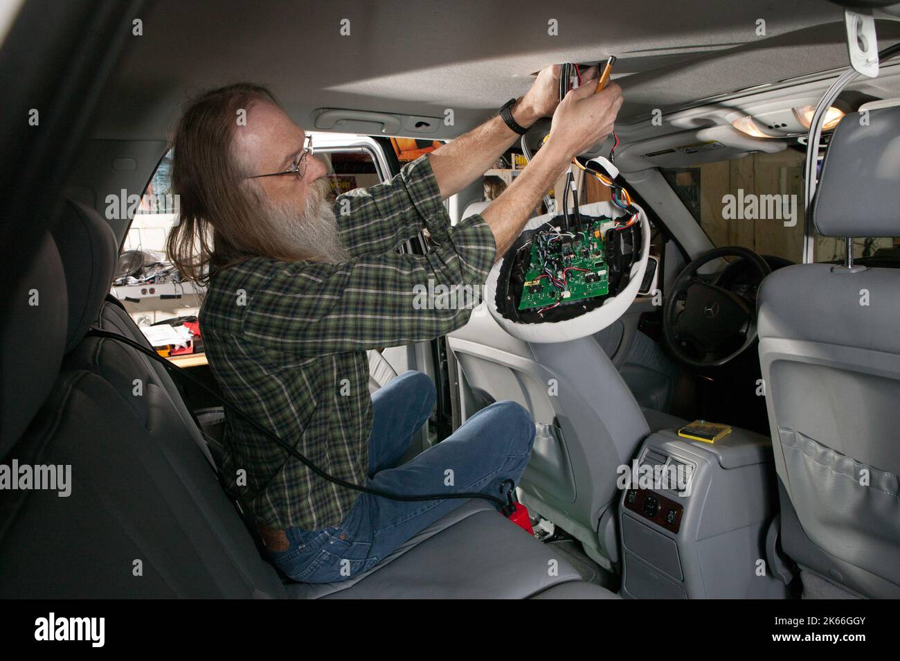 Consumer electronic devices hi-res stock photography and images - Alamy