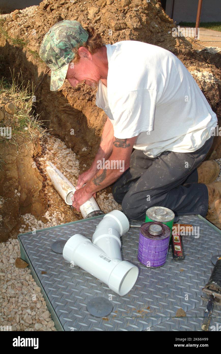 Pipelayer hi-res stock photography and images - Alamy