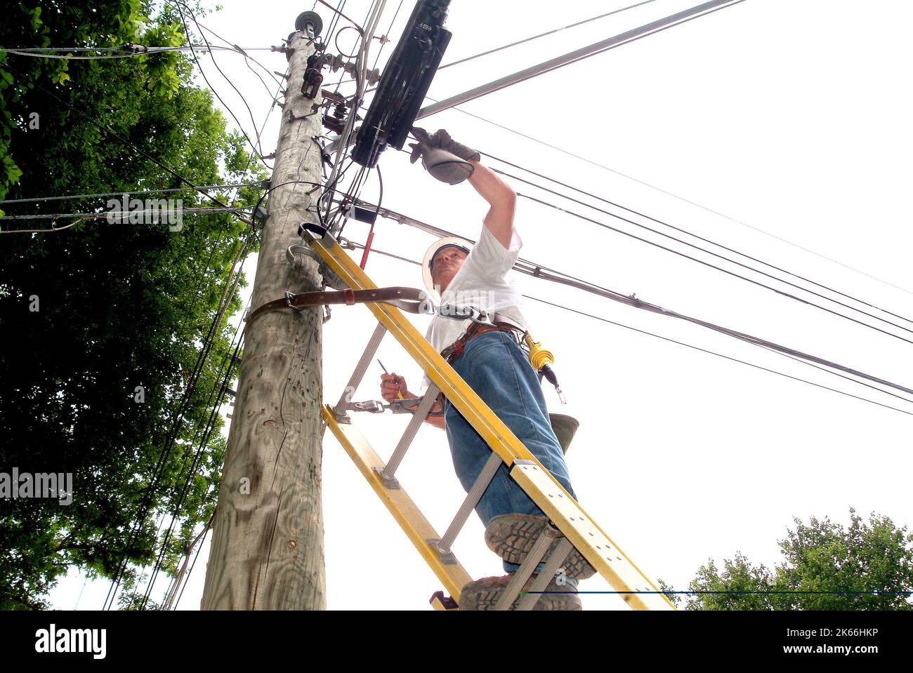 Line Installer and Repairer Stock Photo - Alamy