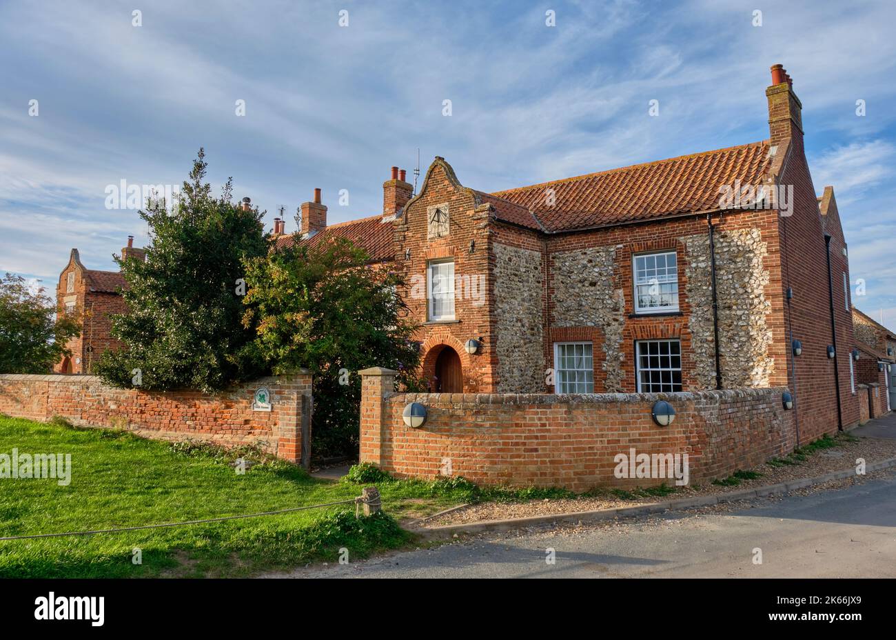 North norfolk brancaster house hi-res stock photography and images - Alamy