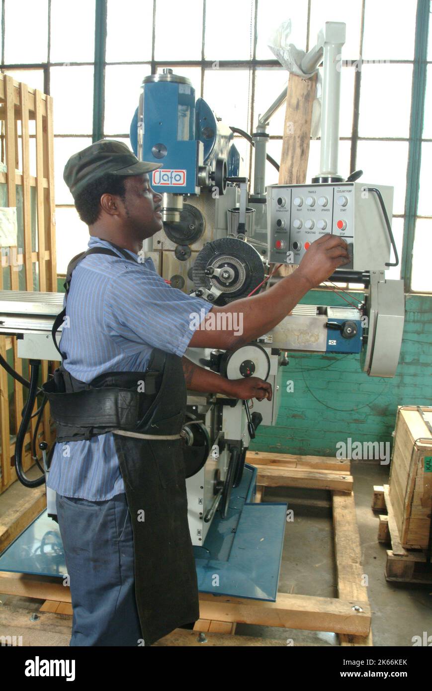 Machine automation systems hi-res stock photography and images - Alamy