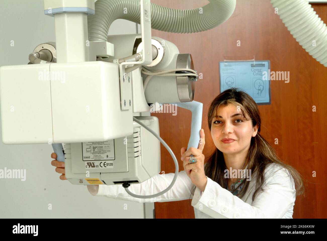 Radiologic technician hi-res stock photography and images - Alamy