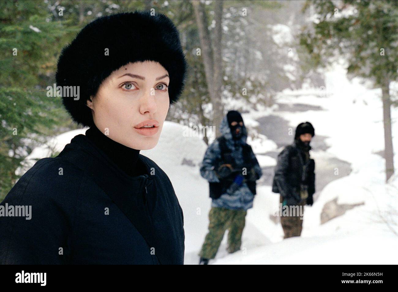 ANGELINA JOLIE, BEYOND BORDERS, 2003 Stock Photo - Alamy