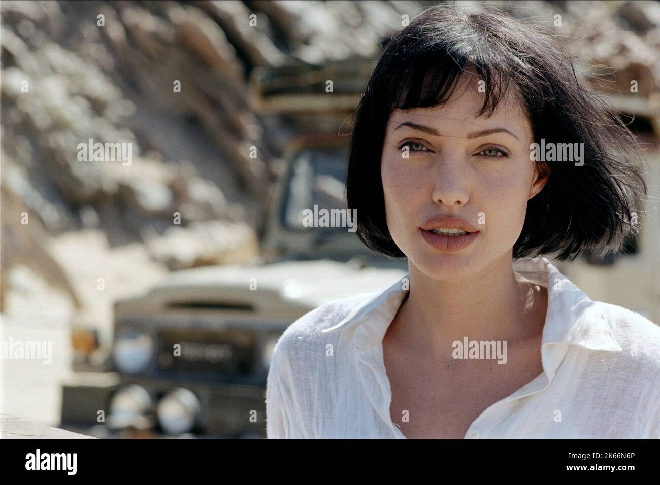 ANGELINA JOLIE, BEYOND BORDERS, 2003 Stock Photo - Alamy