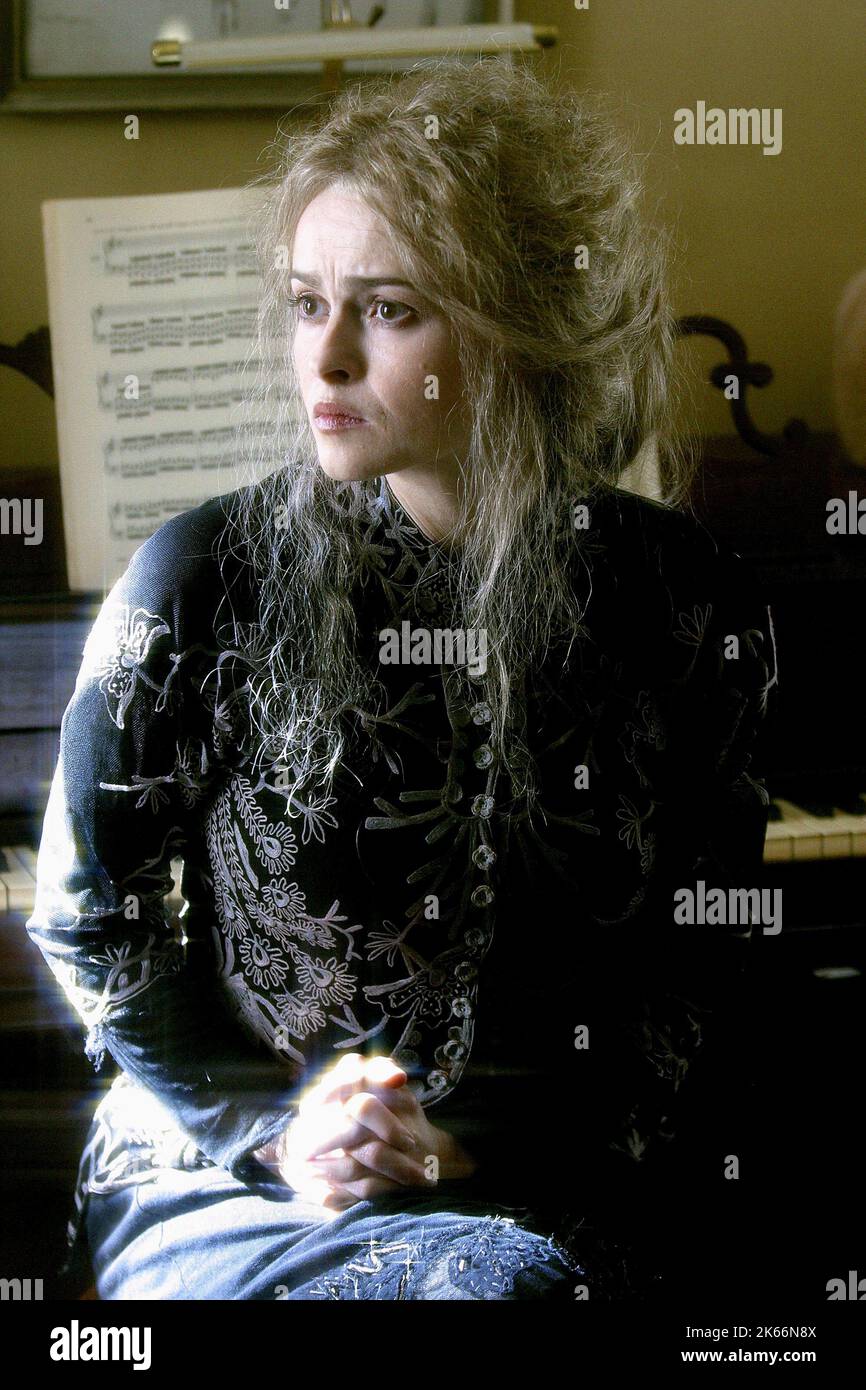 Helena carter big fish 2003 hi-res stock photography and images - Alamy