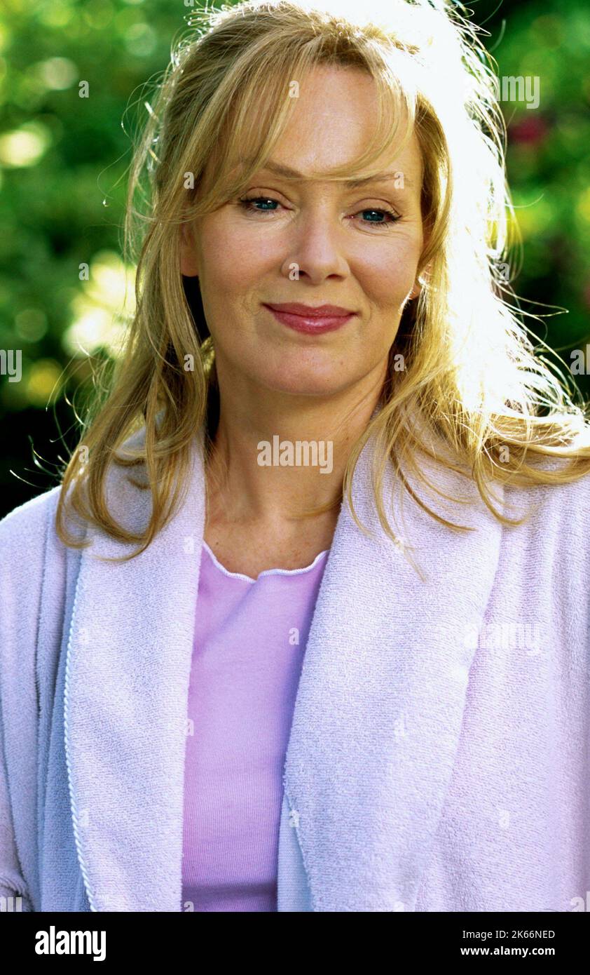 JEAN SMART, BRINGING DOWN THE HOUSE, 2003 Stock Photo - Alamy