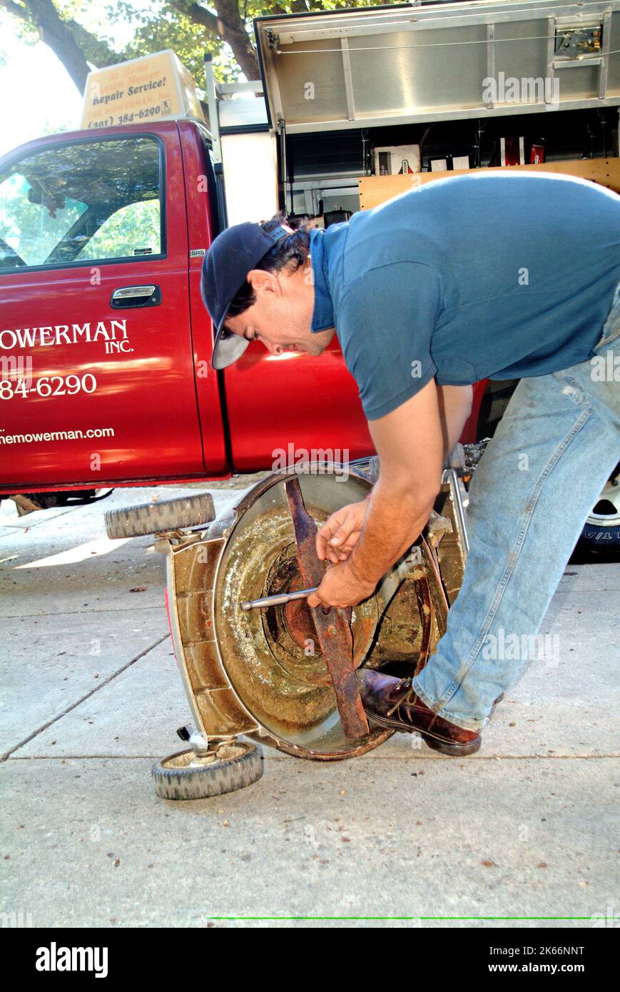 Cleaning tank engine hi-res stock photography and images - Alamy