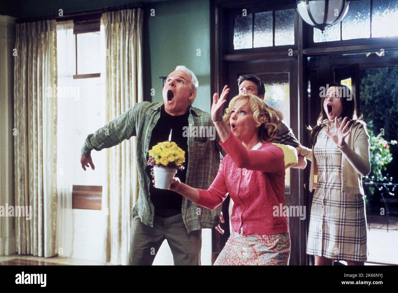 MARTIN,HUNT, CHEAPER BY THE DOZEN, 2003 Stock Photo - Alamy