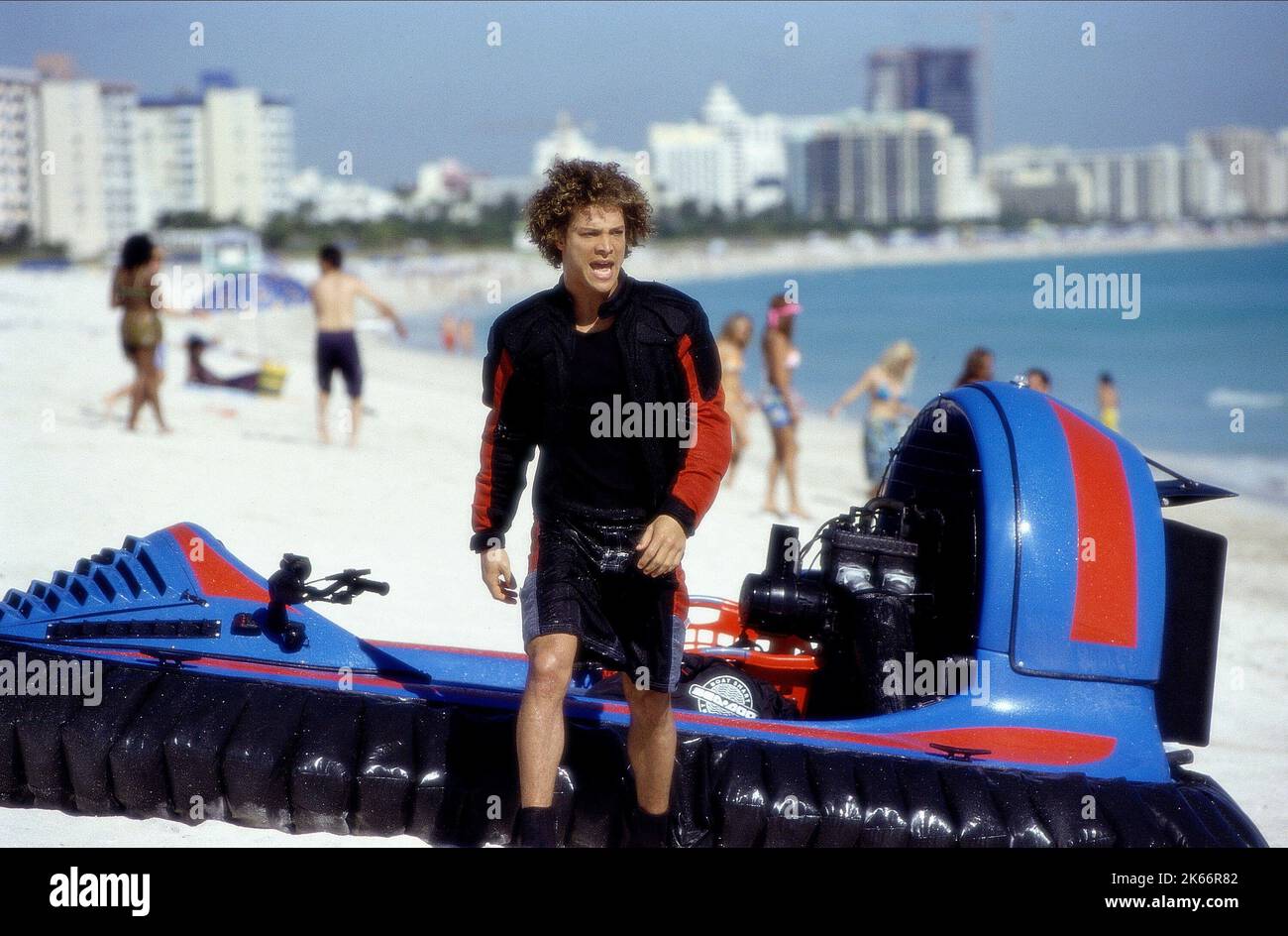 JUSTIN GUARINI, FROM JUSTIN TO KELLY: WITH LOVE, 2003 Stock Photo - Alamy