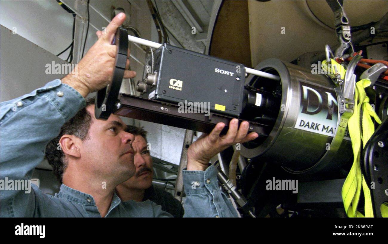 MIKE CAMERON, GHOSTS OF THE ABYSS, 2003 Stock Photo - Alamy
