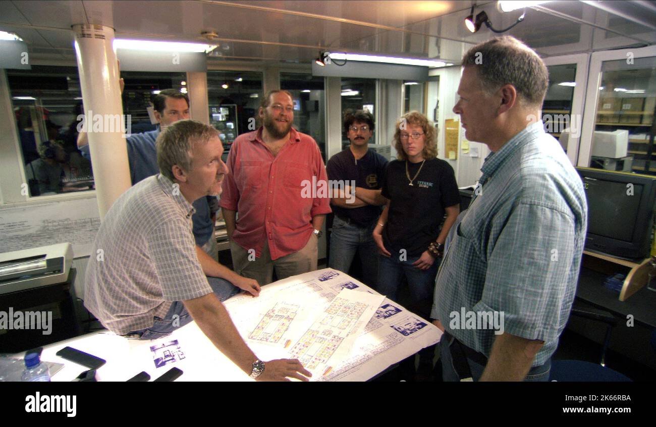 JAMES CAMERON, KEN MARSCHALL, LEWIS ABERNATHY, GHOSTS OF THE ABYSS ...