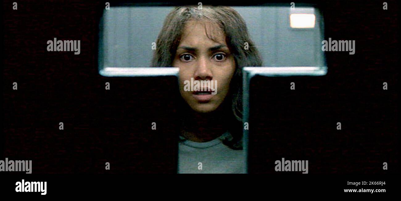 HALLE BERRY, GOTHIKA, 2003 Stock Photo - Alamy