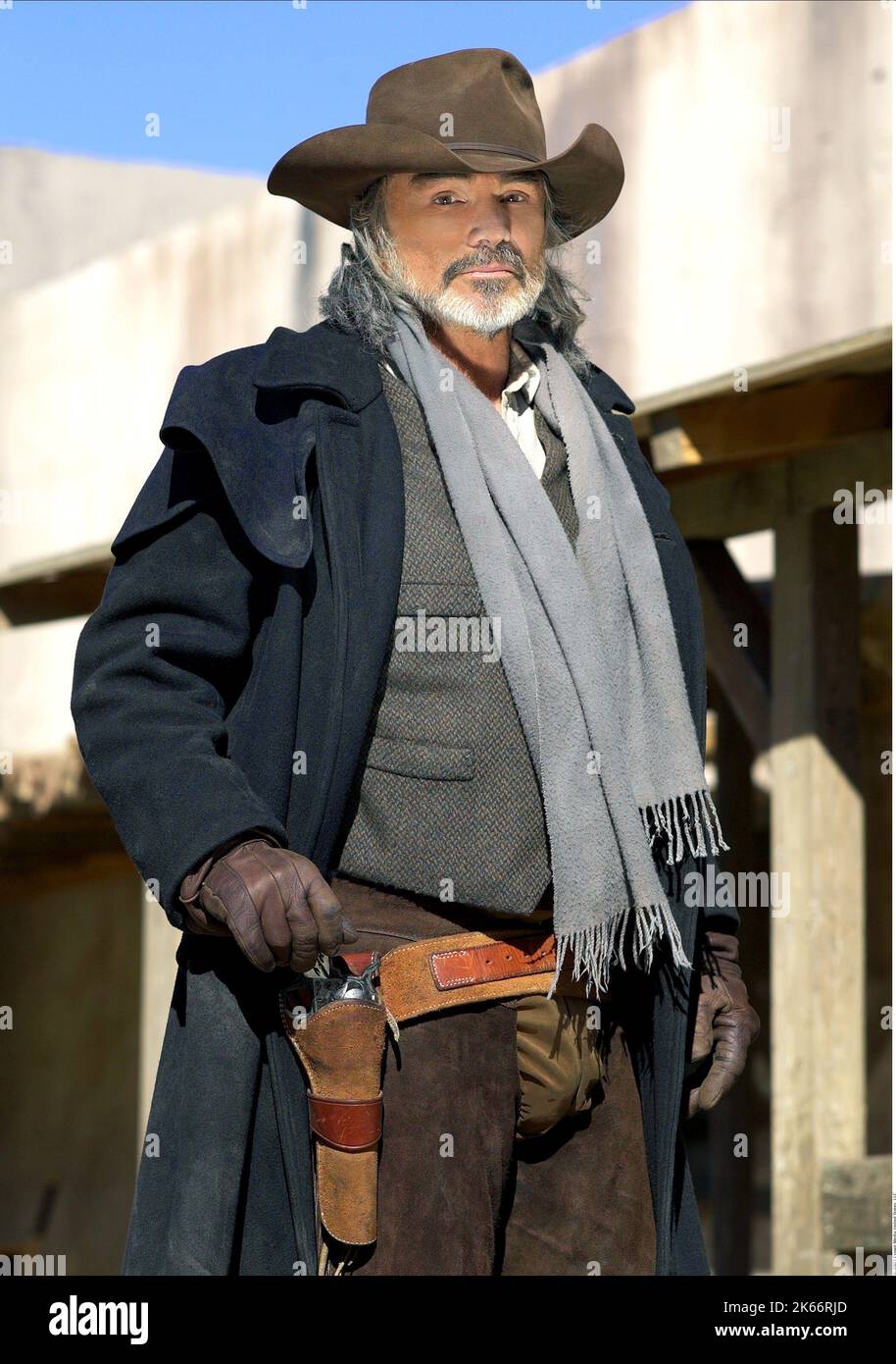 BURT REYNOLDS, HARD GROUND, 2003 Stock Photo - Alamy