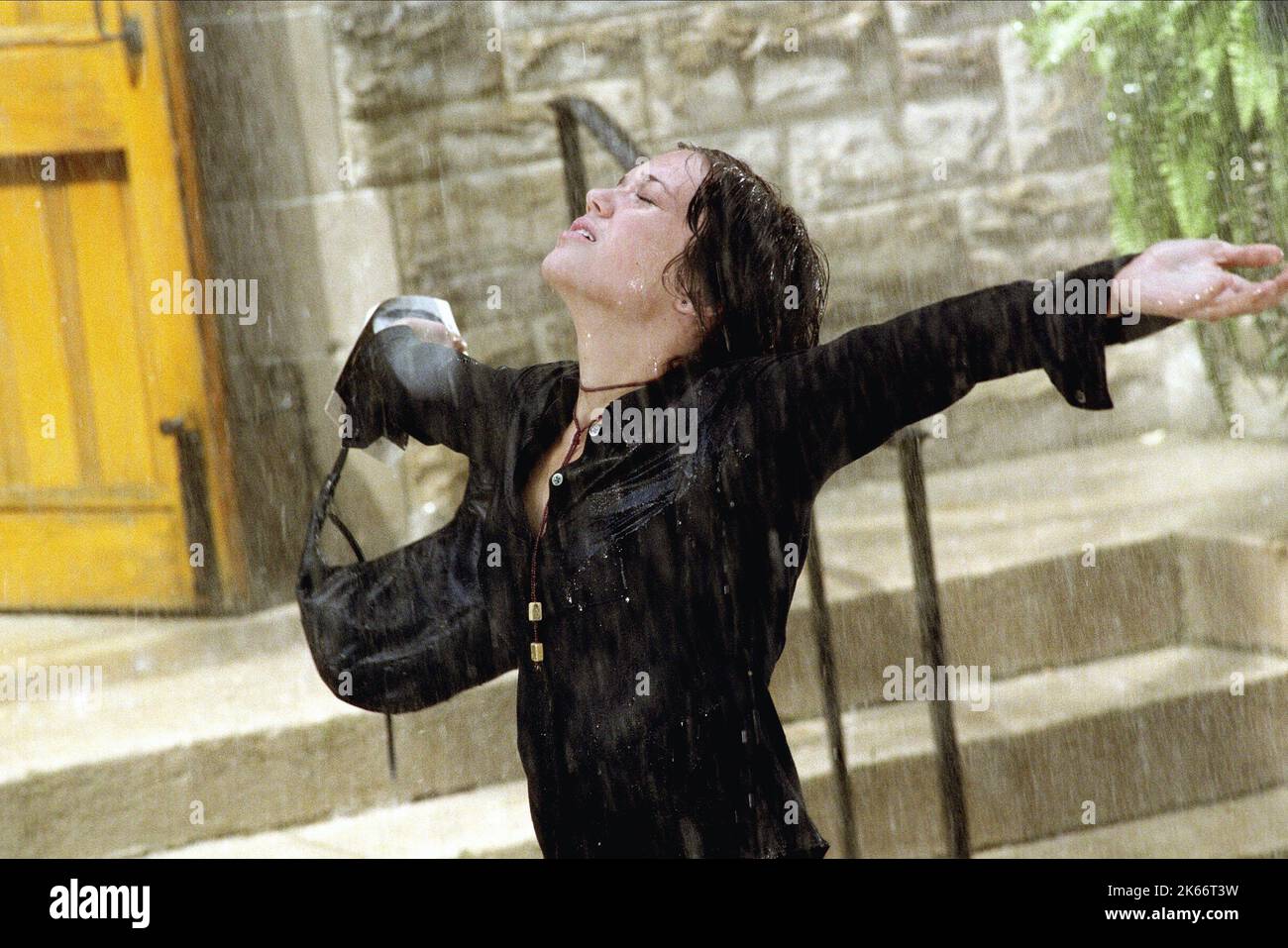 MANDY MOORE, HOW TO DEAL, 2003 Stock Photo - Alamy
