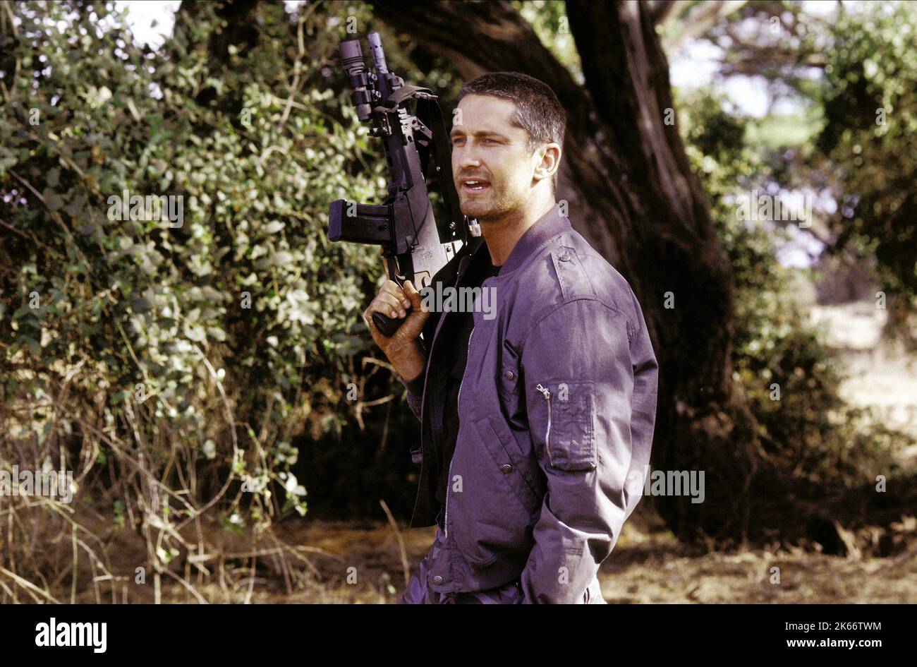 Gerard butler lara croft tomb raider hi-res stock photography and ...