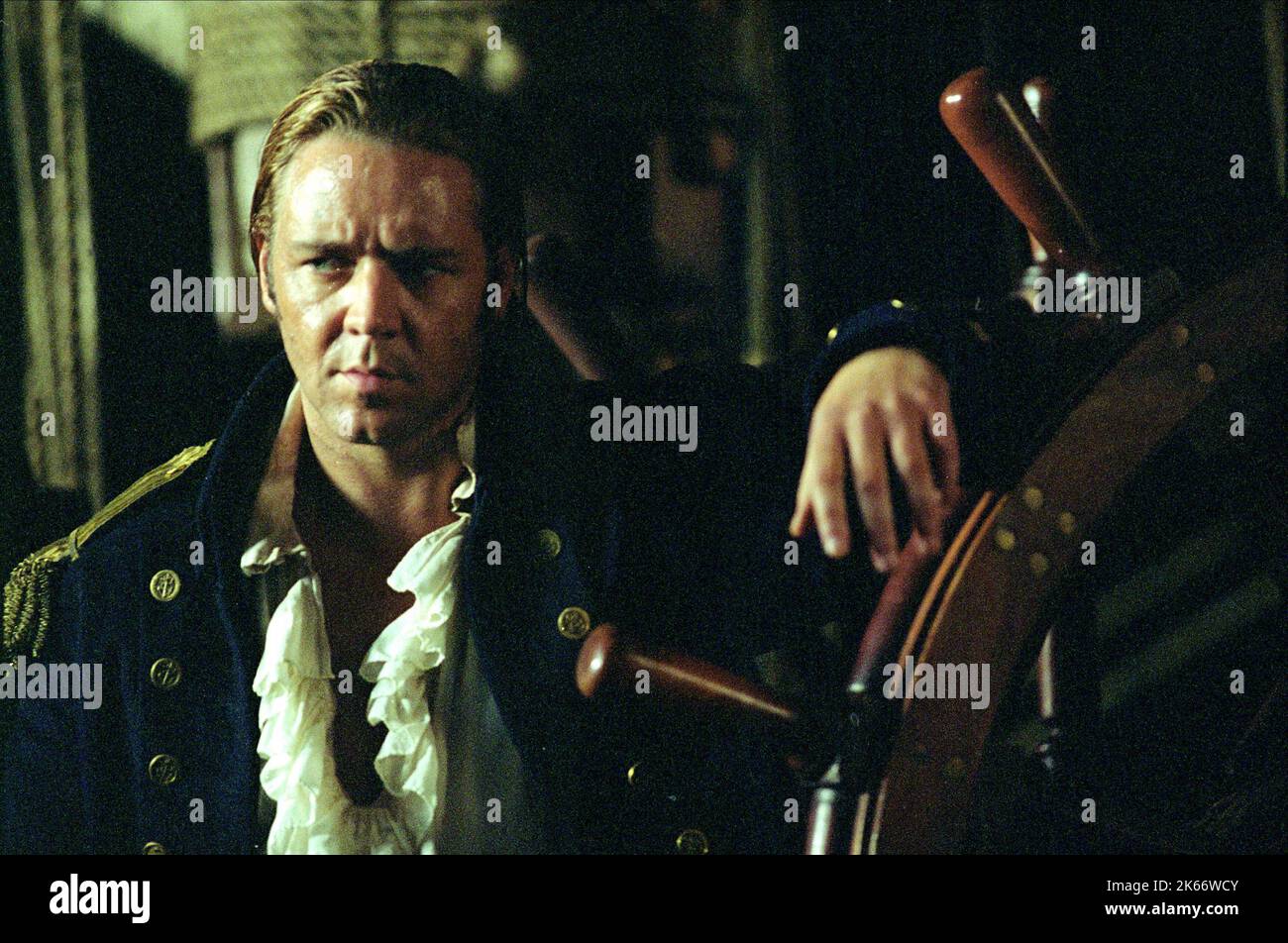 RUSSELL CROWE, MASTER AND COMMANDER: THE FAR SIDE OF THE WORLD, 2003 ...