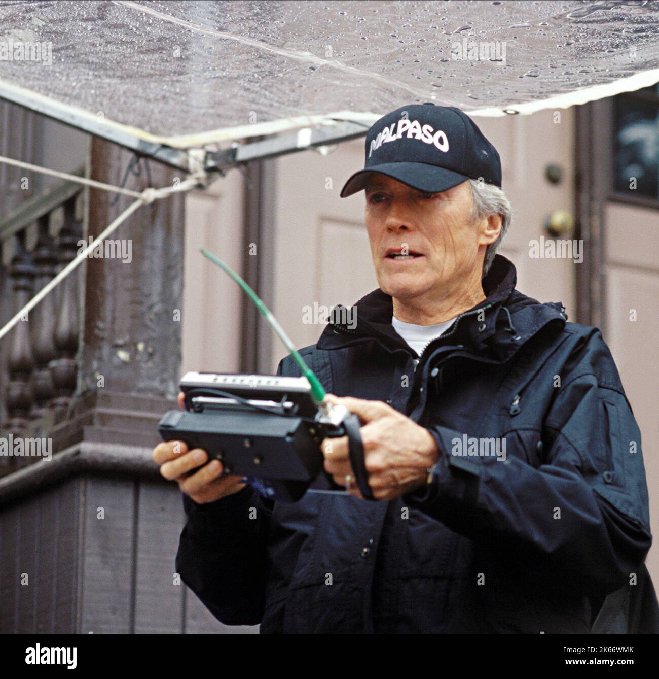 CLINT EASTWOOD, MYSTIC RIVER, 2003 Stock Photo - Alamy