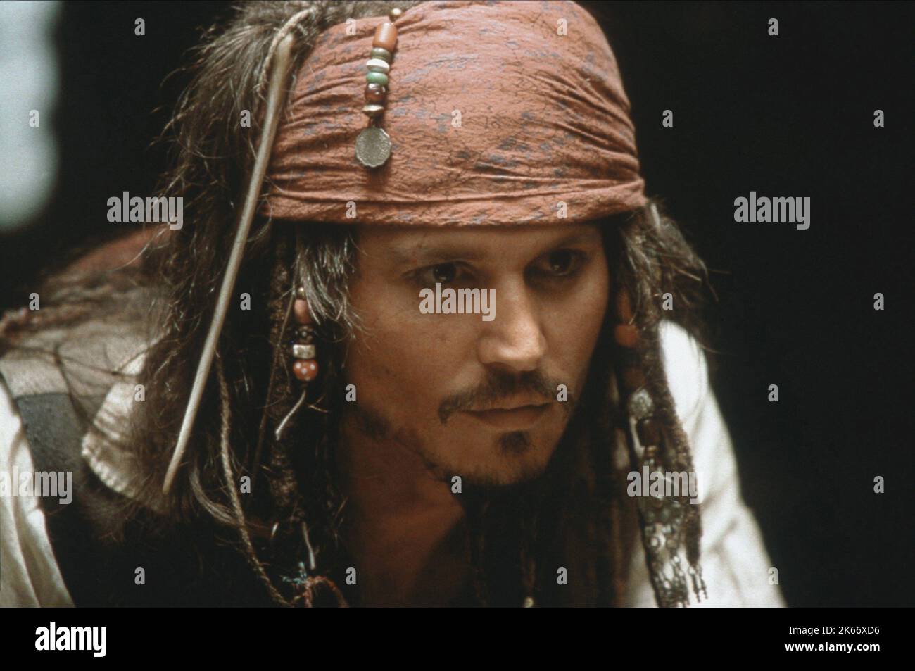 JOHNNY DEPP, PIRATES OF THE CARIBBEAN: THE CURSE OF THE BLACK PEARL ...