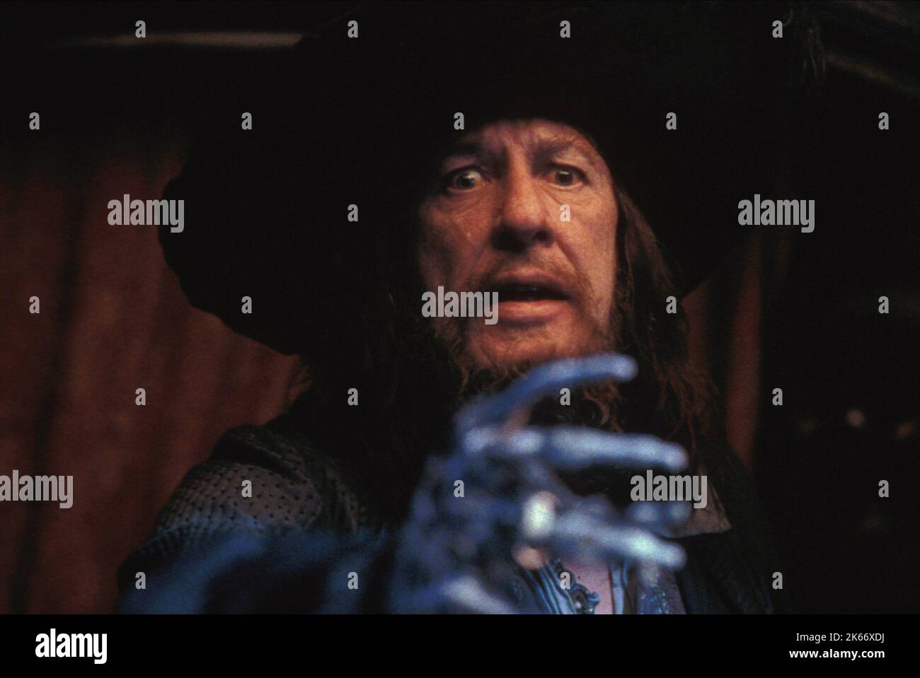 GEOFFREY RUSH, PIRATES OF THE CARIBBEAN: THE CURSE OF THE BLACK PEARL ...