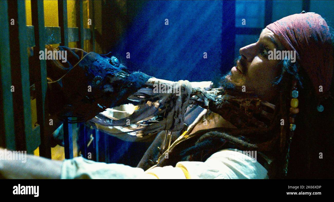Jack sparrow skeleton hi-res stock photography and images - Alamy