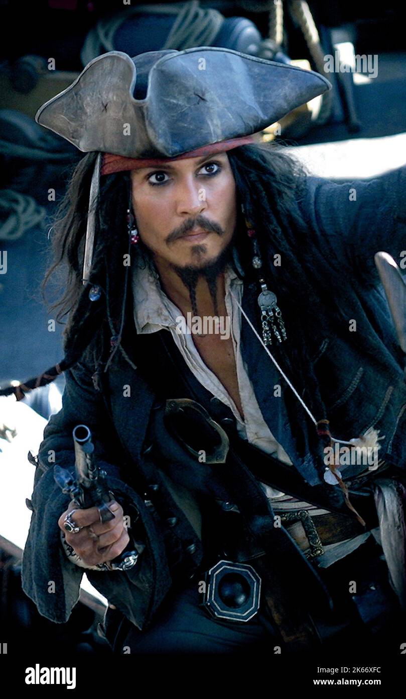 JOHNNY DEPP, PIRATES OF THE CARIBBEAN: THE CURSE OF THE BLACK PEARL ...