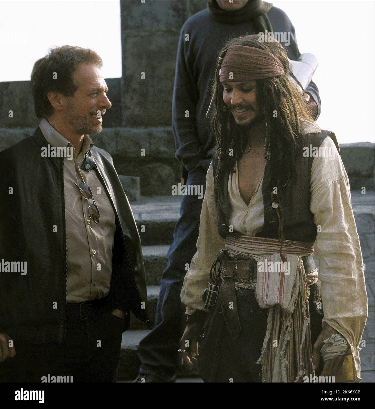 Johnny depp 2003 pirates of the caribbean hi-res stock photography and ...