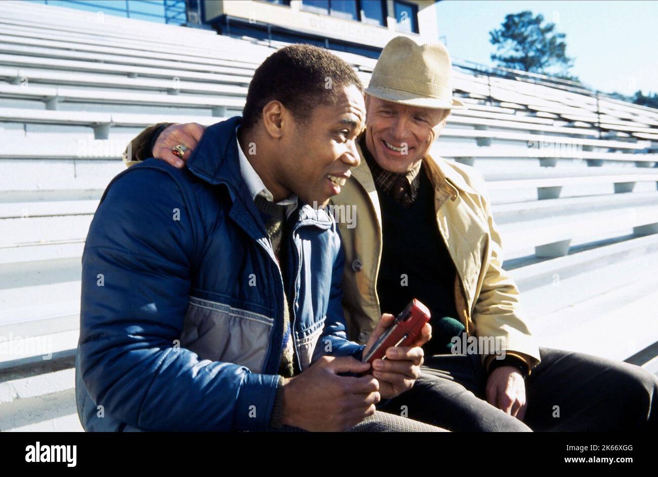 CUBA GOODING JNR, ED HARRIS, RADIO, 2003 Stock Photo - Alamy