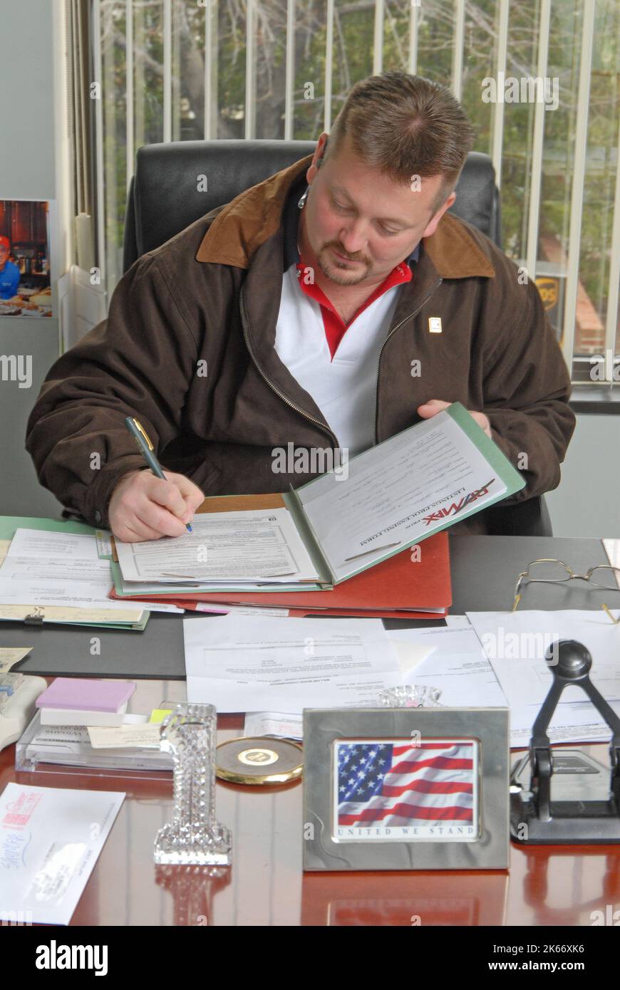 Commercial real estate transactions hi-res stock photography and images ...