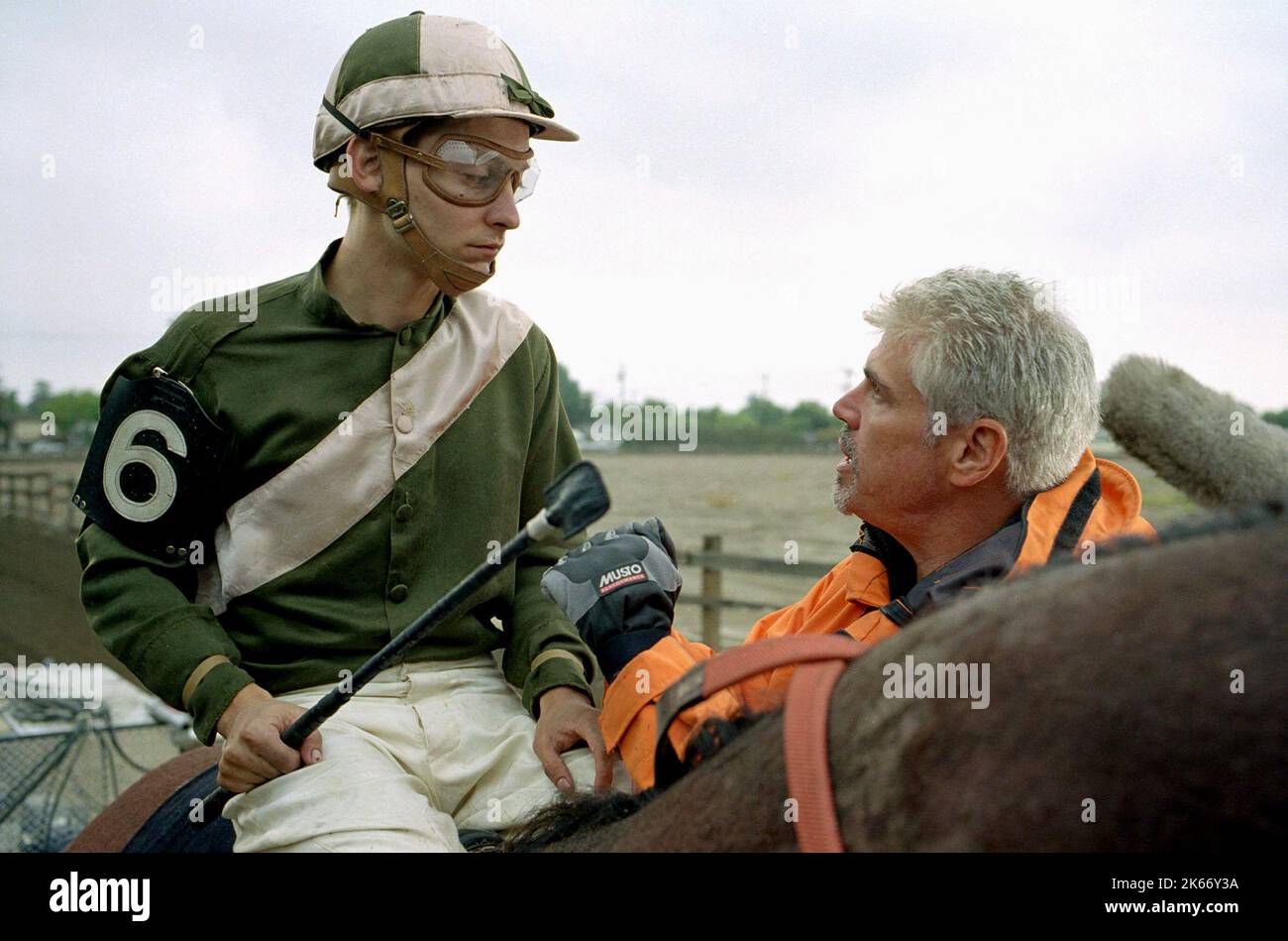 Tobey maguire seabiscuit 2003 hi-res stock photography and images - Alamy