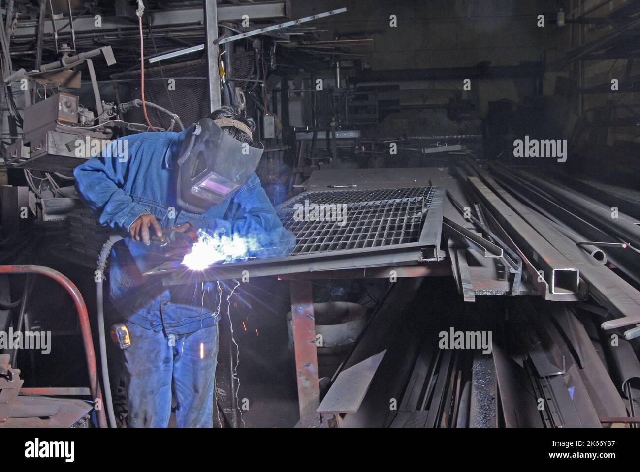 Welding, Sodering, and Brazing Workers Stock Photo - Alamy