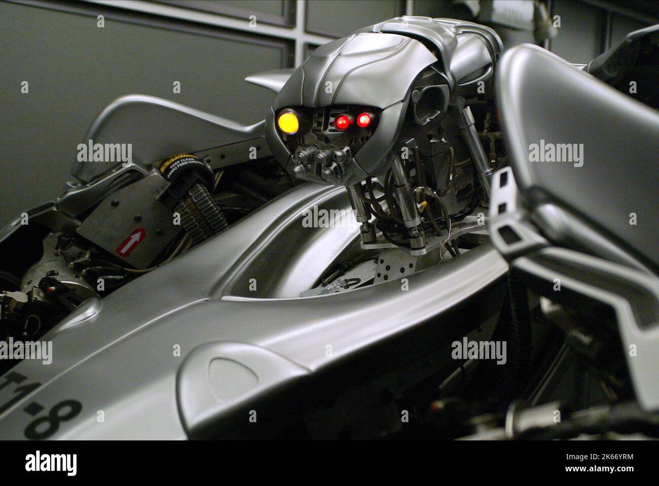 Terminator movie robot hi-res stock photography and images - Alamy