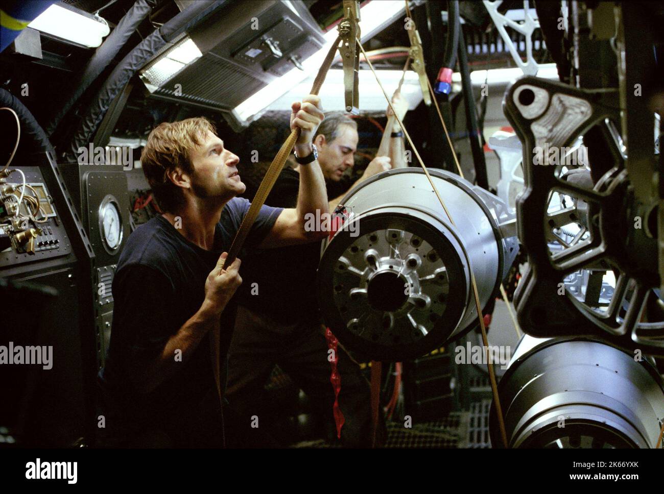 ECKHART,TUCCI, THE CORE, 2003 Stock Photo - Alamy