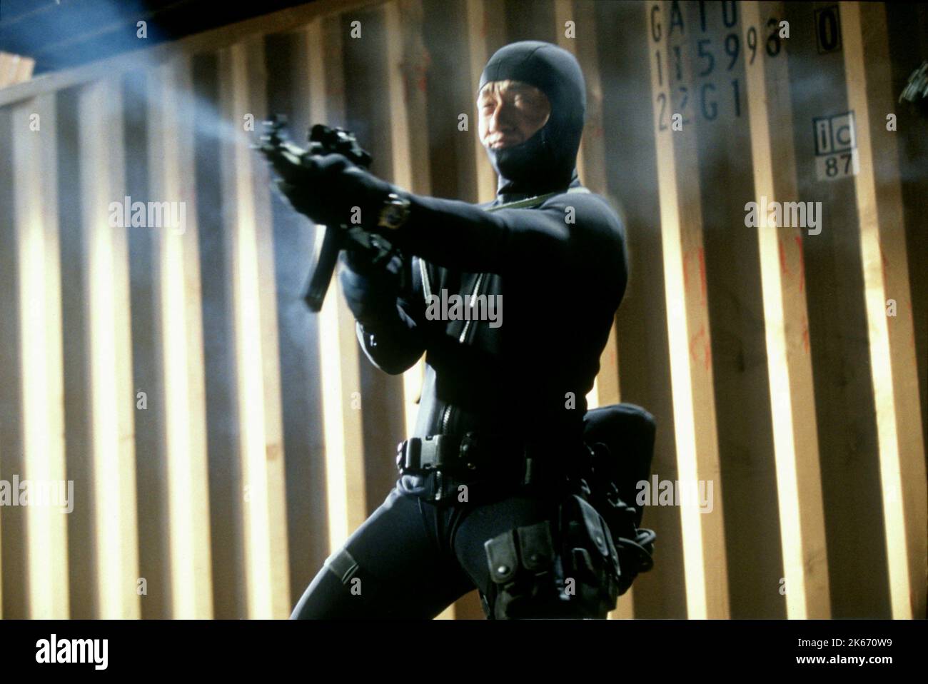 JACKIE CHAN, THE MEDALLION, 2003 Stock Photo - Alamy