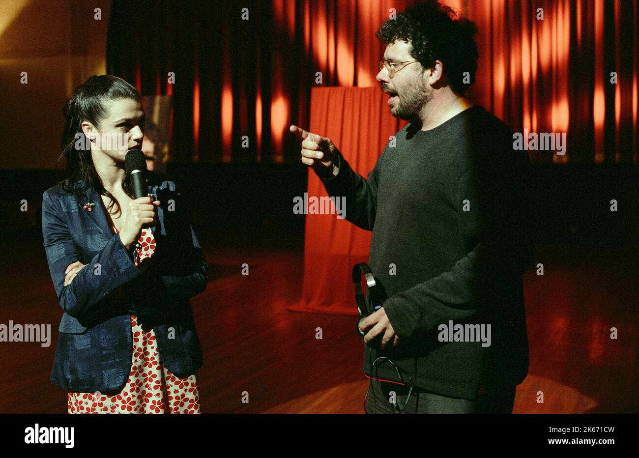 RACHEL WEISZ, NEIL LABUTE, THE SHAPE OF THINGS, 2003 Stock Photo - Alamy