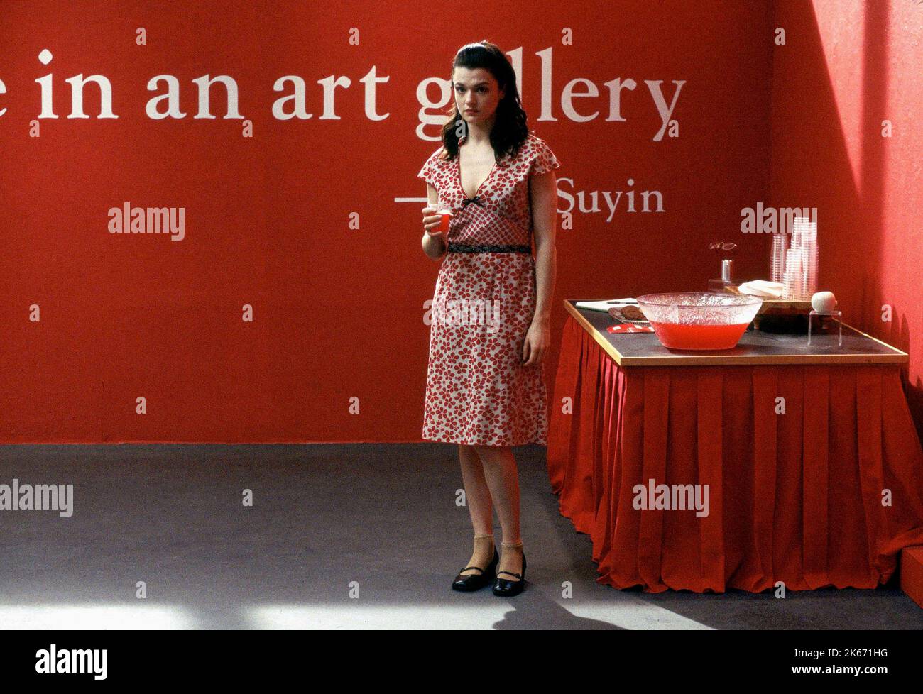 RACHEL WEISZ, THE SHAPE OF THINGS, 2003 Stock Photo - Alamy