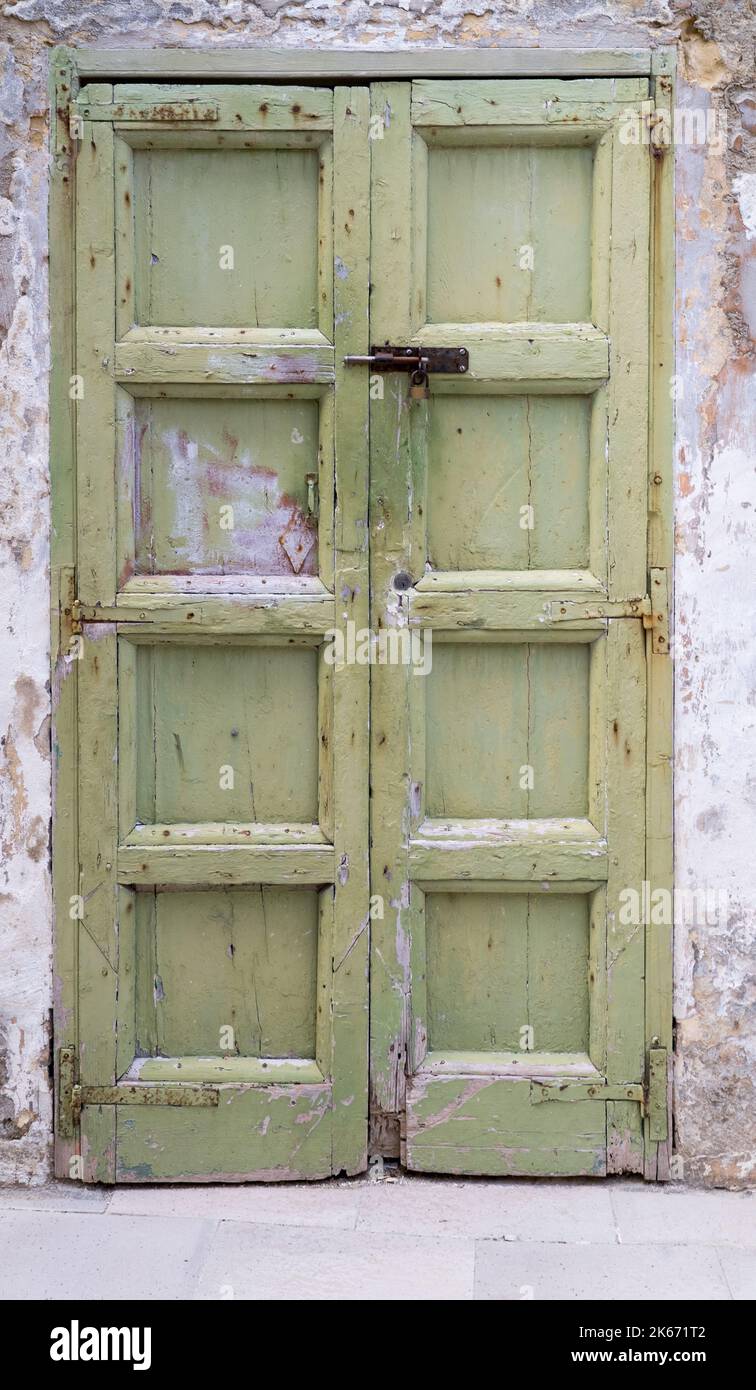 Dusty Old Green Pained Door Stock Photo - Alamy