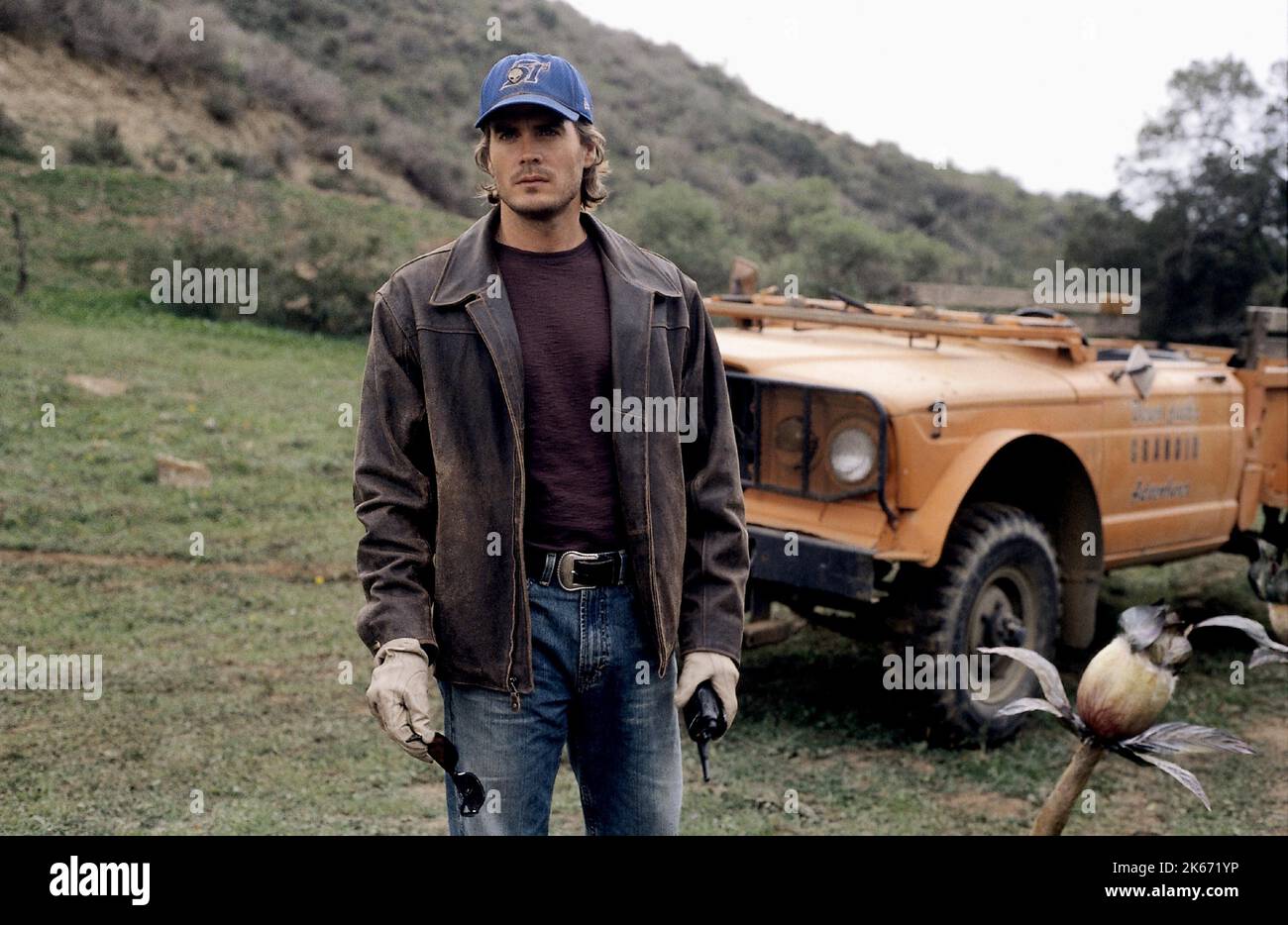 VICTOR BROWNE, TREMORS, 2003 Stock Photo - Alamy